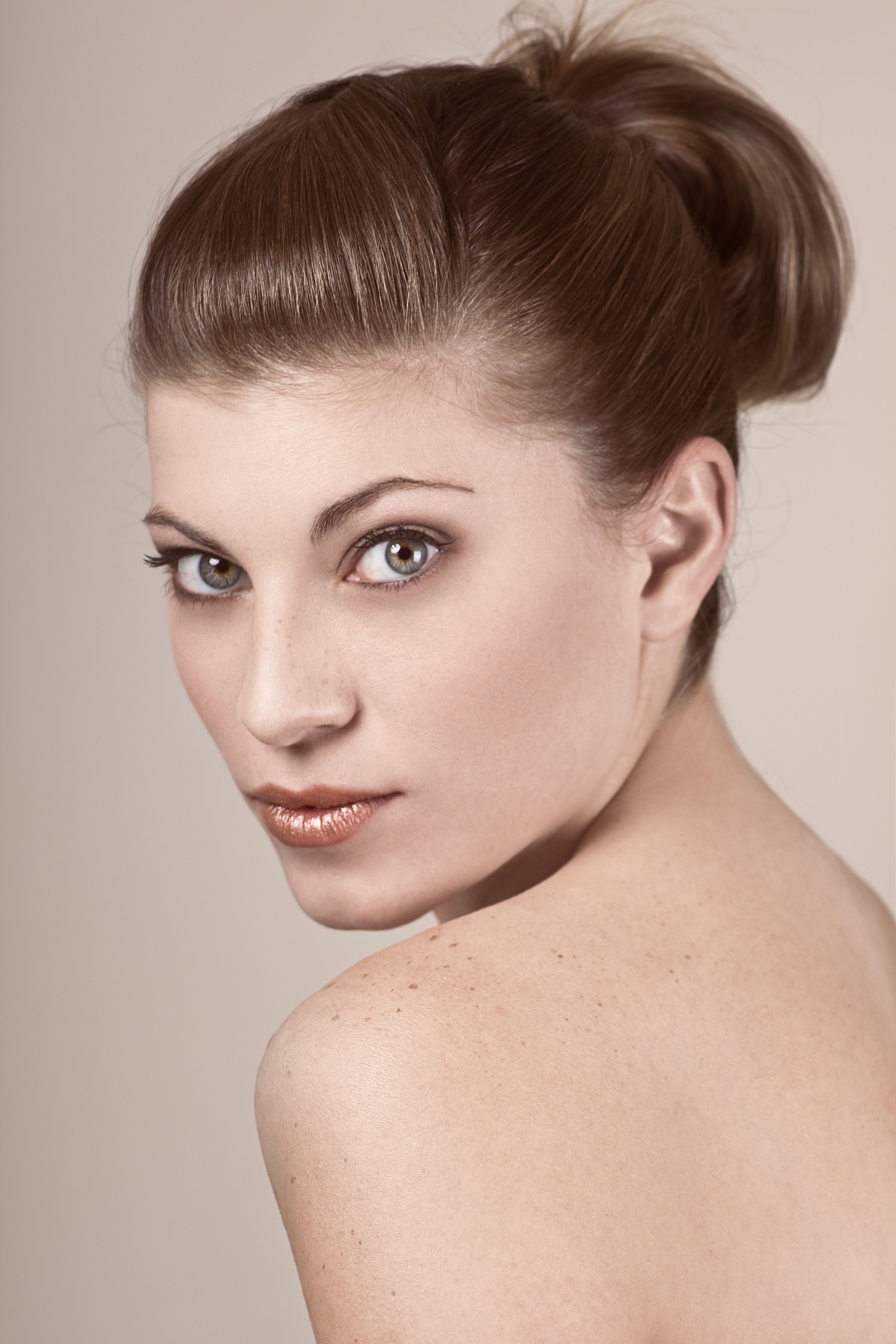 Natalie – Beauty unfinished — Retoucher | Daniel Meadows